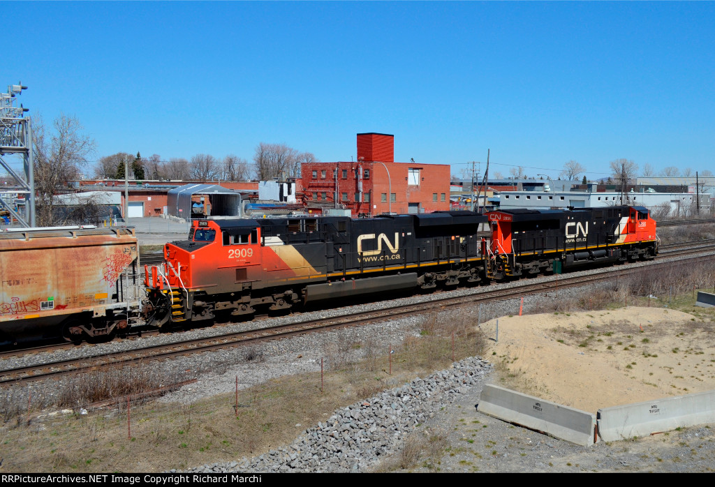 CN 2909